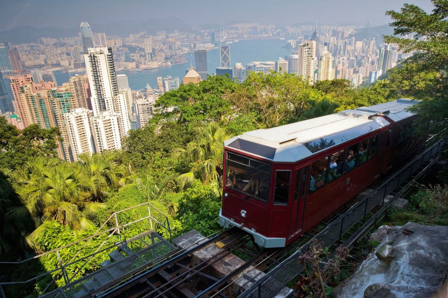 Top Must-Visit Hong Kong Tourist Attractions