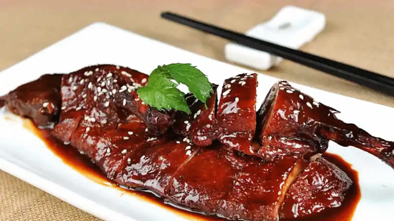 Shanghai Food Guide: 10 Authentic Local Dishes You Can’t Miss